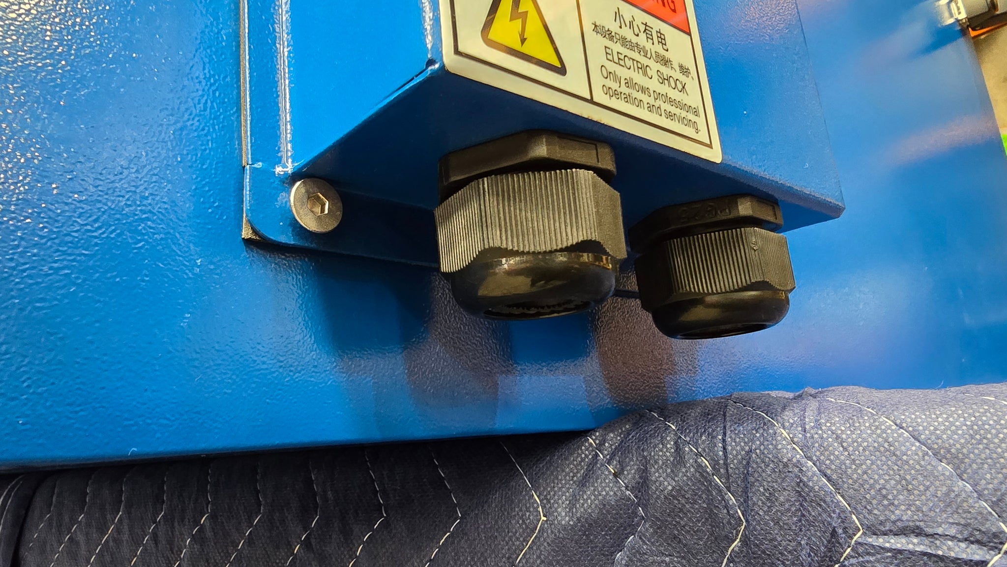 Industrial Grade Projector Enclosure | Octopus TV Enclosures – OCTOPUS ...